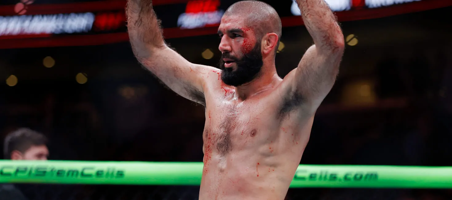 UFC 315 Prop Bet Picks & Predictions (2025) | BettingPros