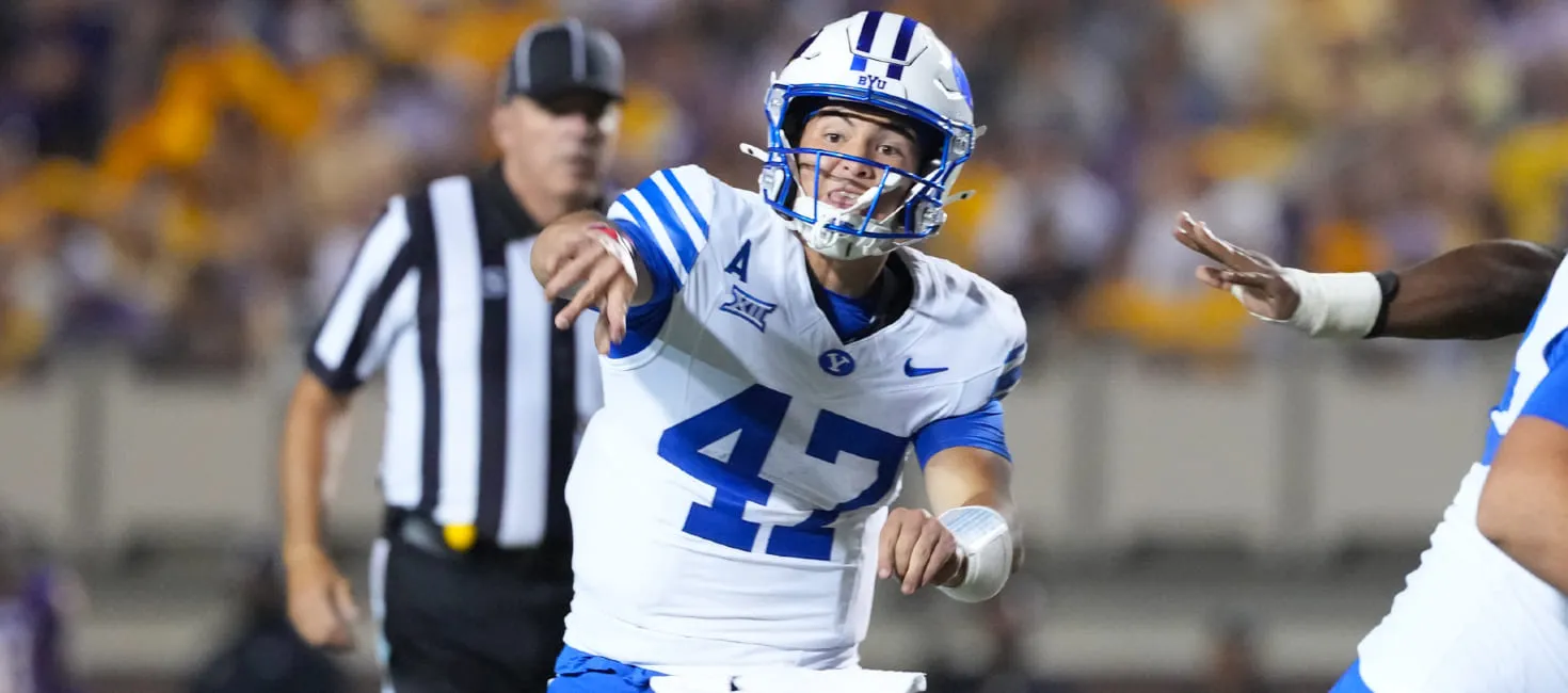 College Football Odds, Picks & Predictions: Week 14 (2025) | BettingPros