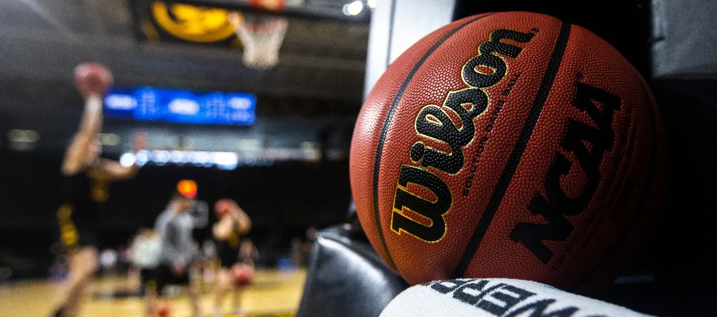 College Basketball Odds, Picks & Predictions: Thursday (2/6) | BettingPros